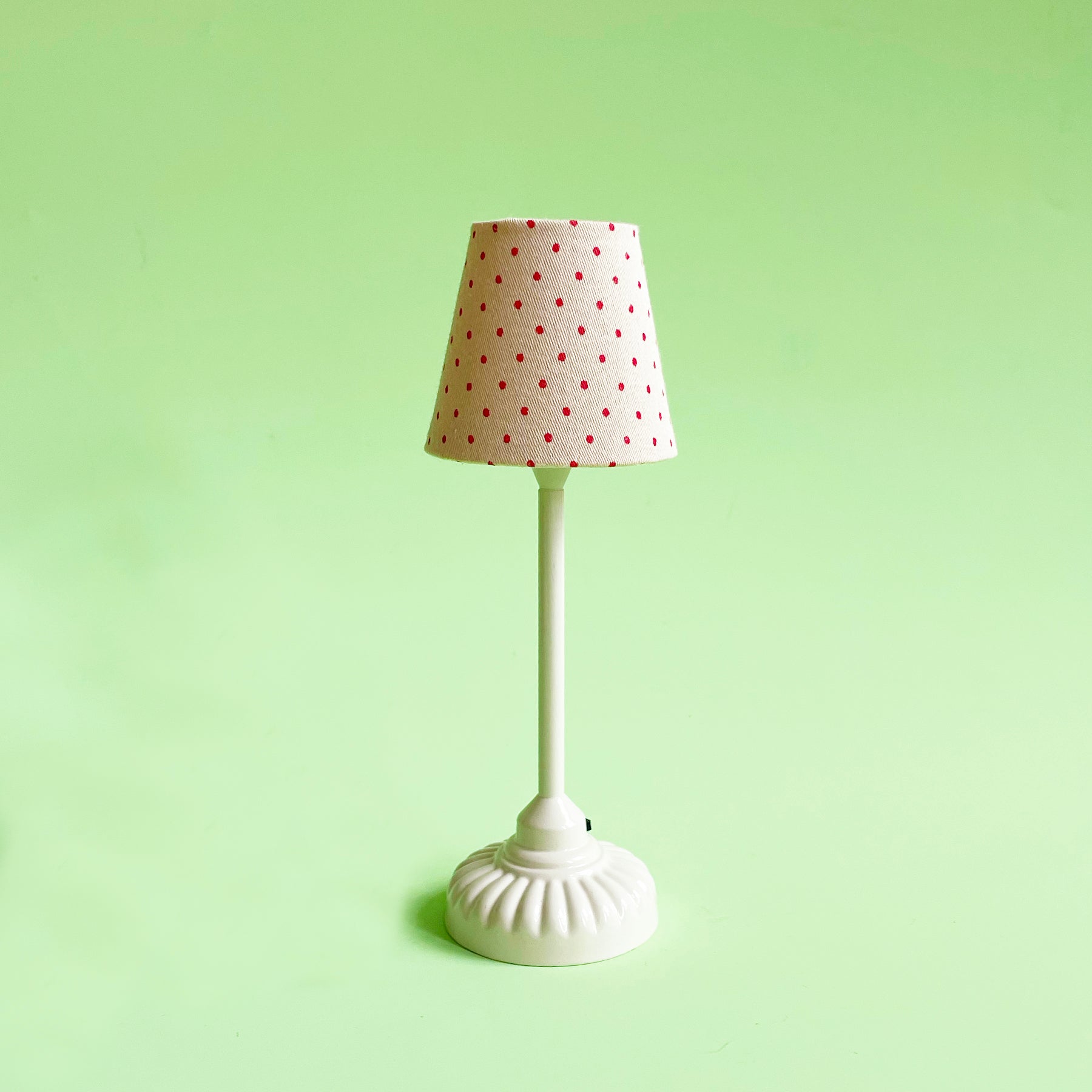 Maileg Vintage Floor Lamp, Mouse – Fair Play Projects