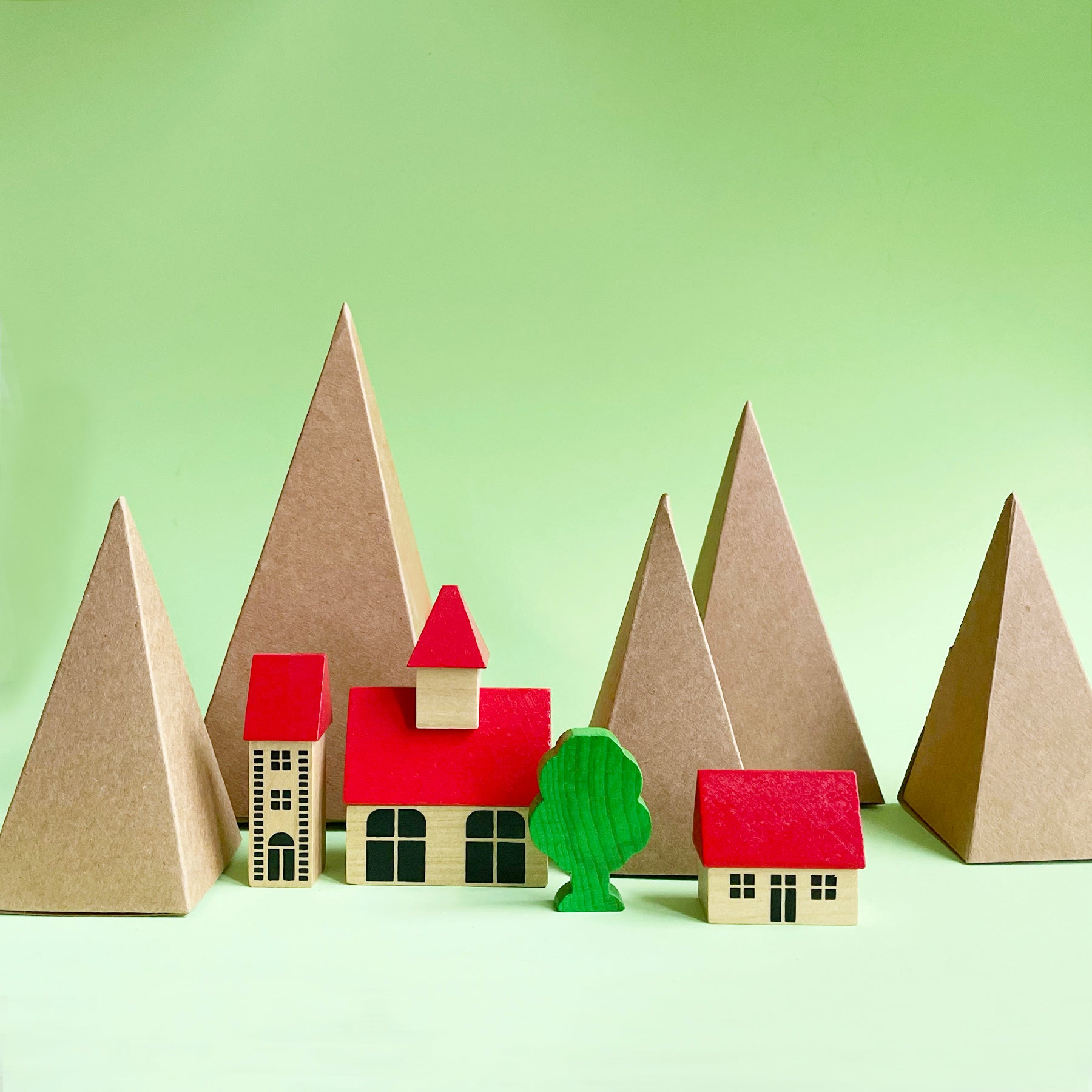 Kraft Paper Trees Fillable Advent Calendar – Fair Play Projects